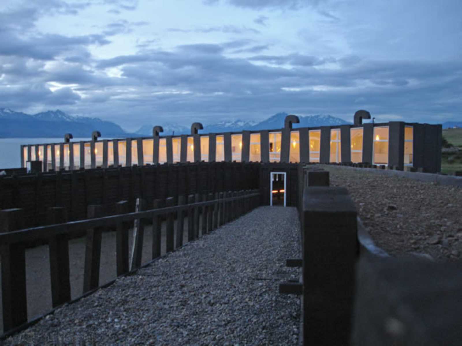 2020 e-BArq: Disertante BienalBA13 German del Sol Chile