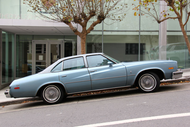 California Streets: San Francisco Street Sighting - 1977 Buick Regal