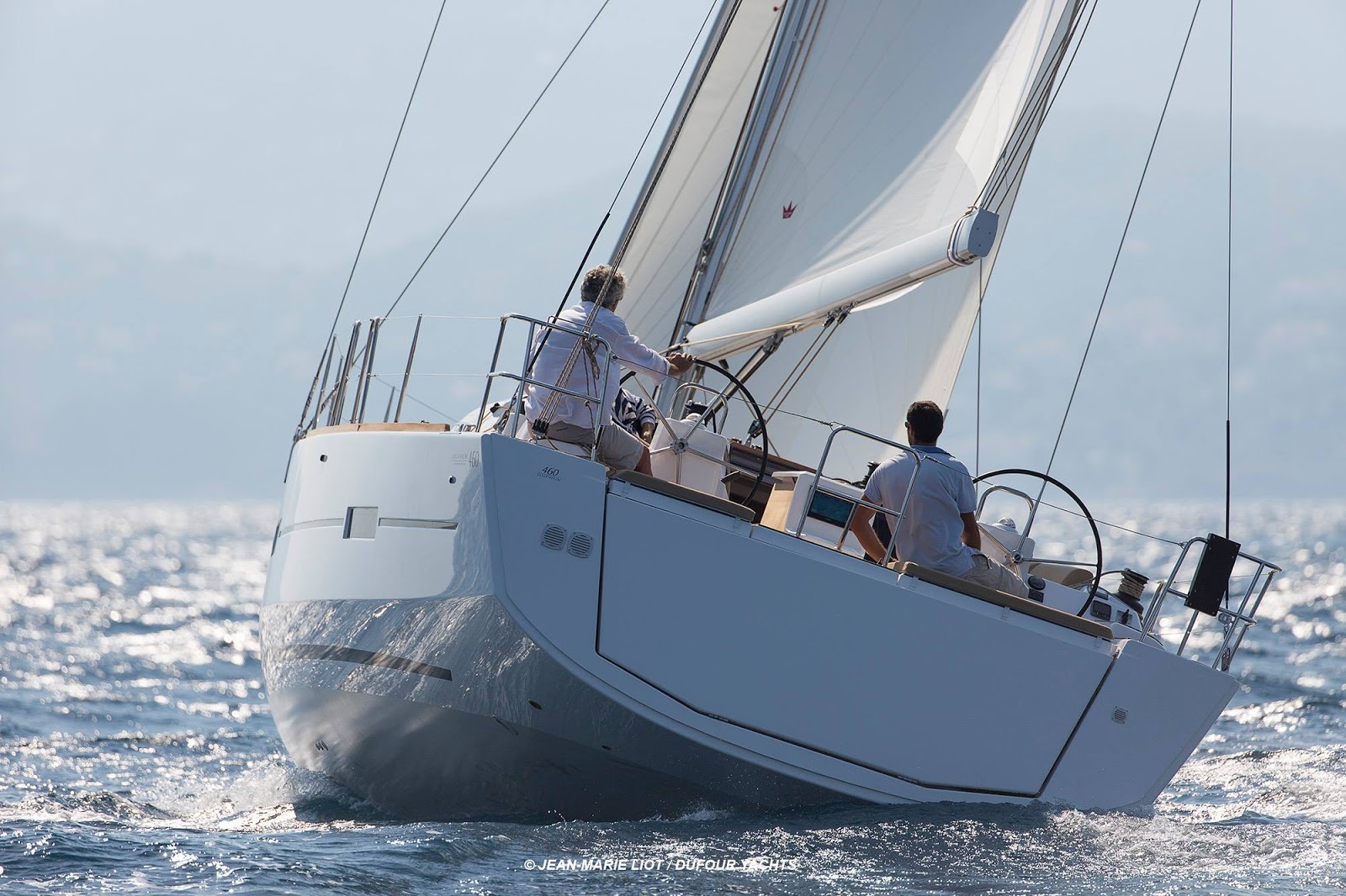 DUFOUR460: PRESENTATION DU NOUVEAU DUFOUR 460