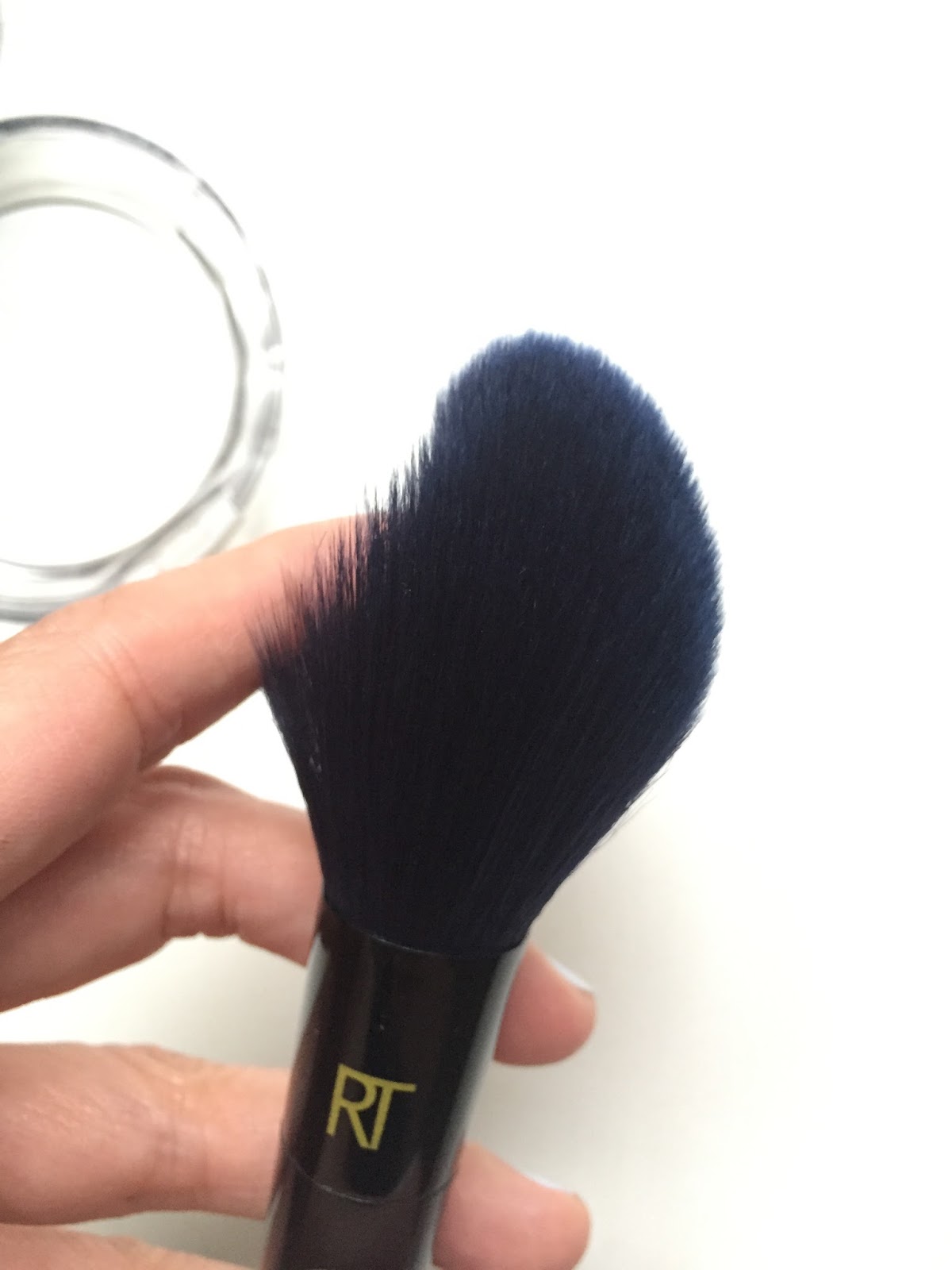 Real Techniques PowderBleu Soft Powder Brush
