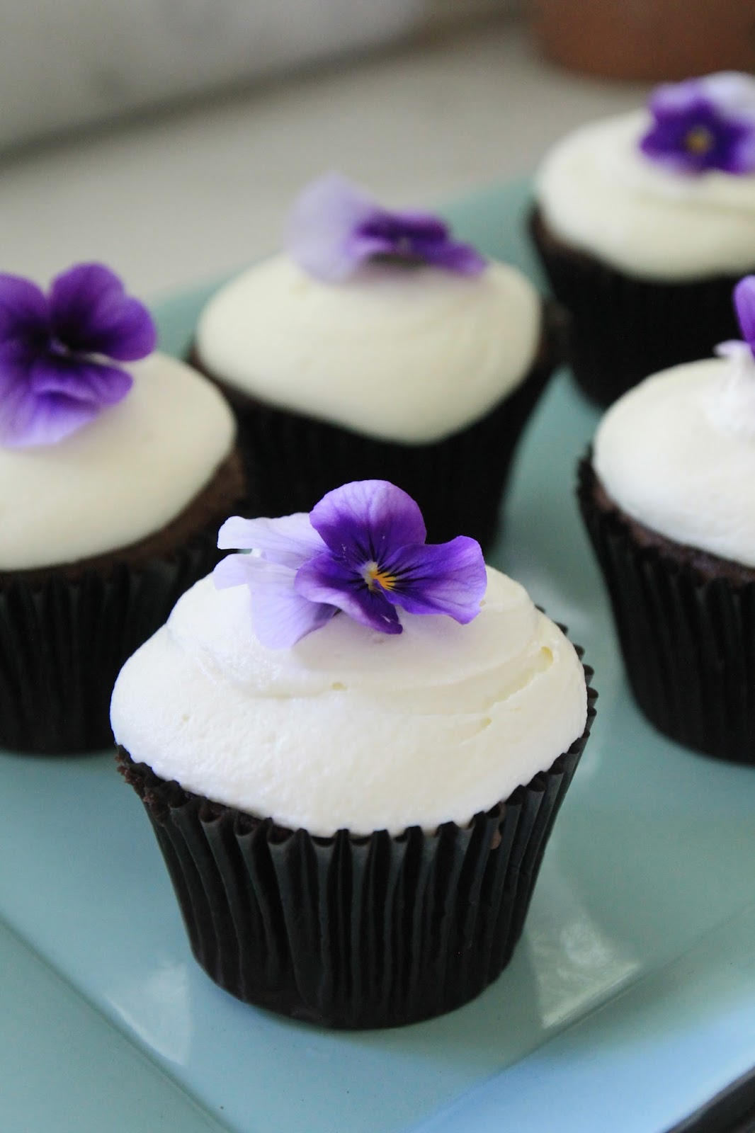 The Best Super Soft Buttercream Icing + Robin’s Egg Enamelware is ...