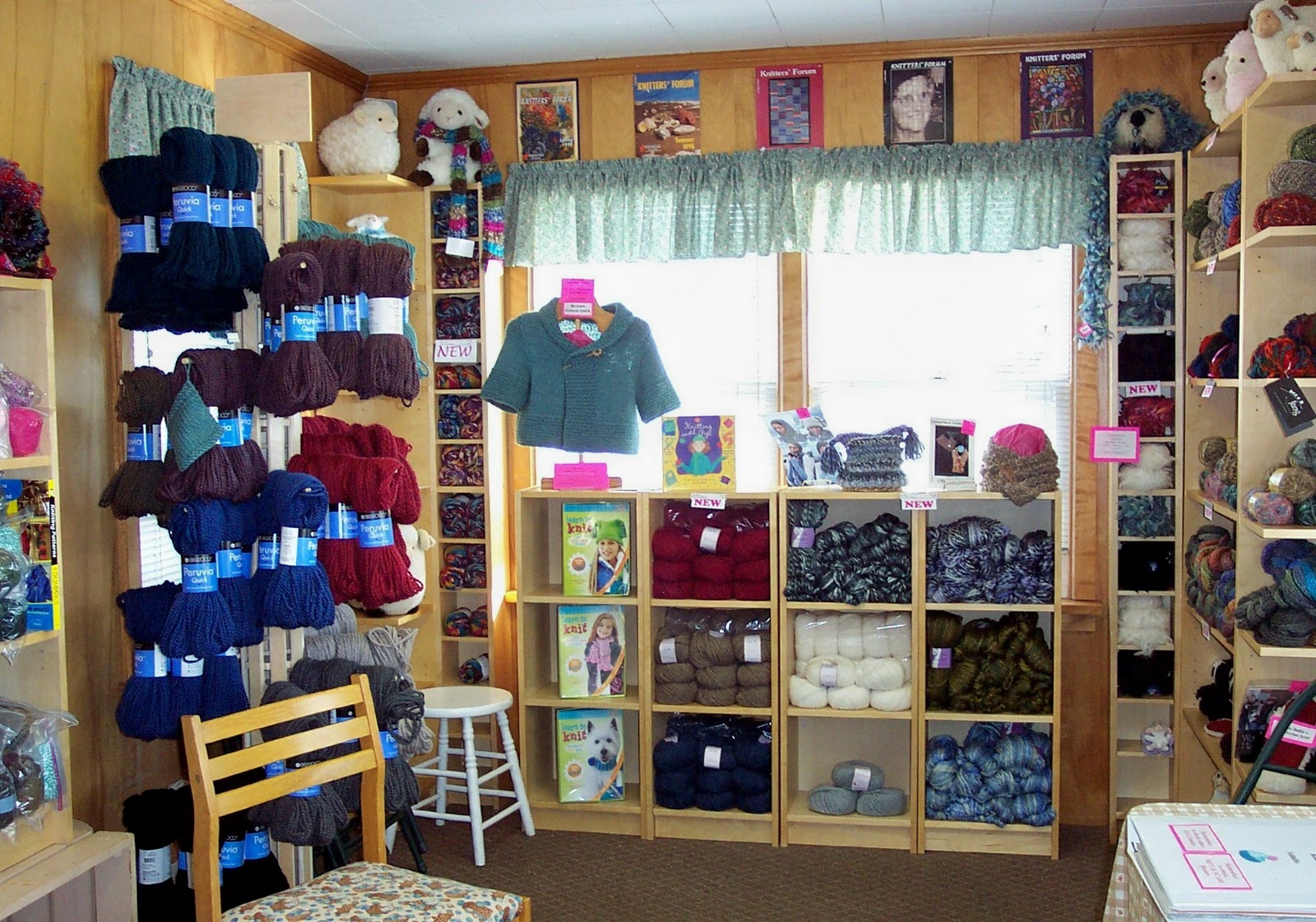 Georgetown Yarn Knits: Fall at the shop!
