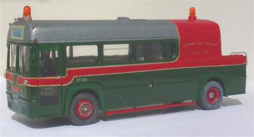 Code 3 Model Buses: Tow Bus 332W
