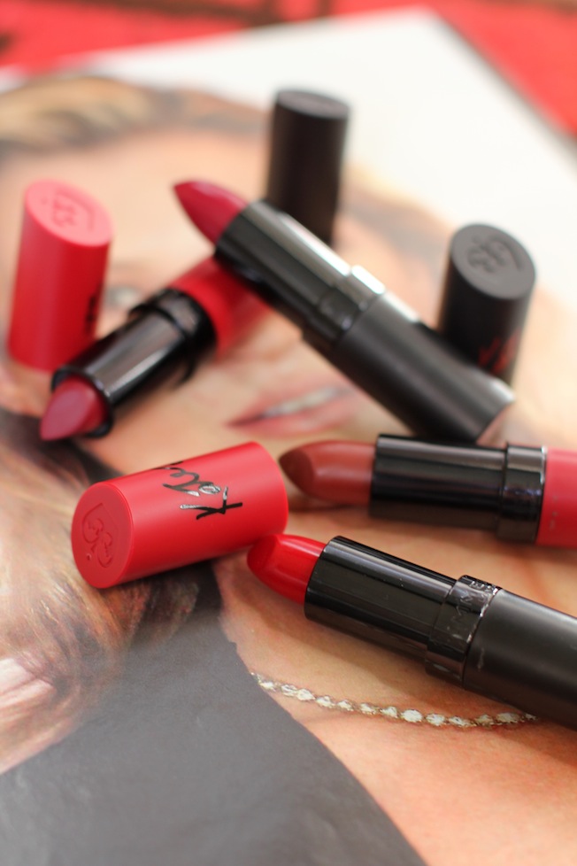 Kate Moss for Rimmel Lipstick - Style and Trouble