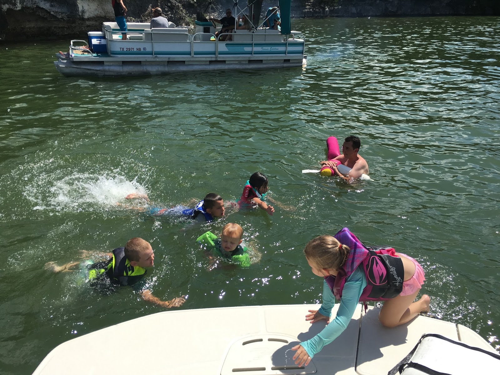 The Shearrer's: A Fun Day at Medina Lake