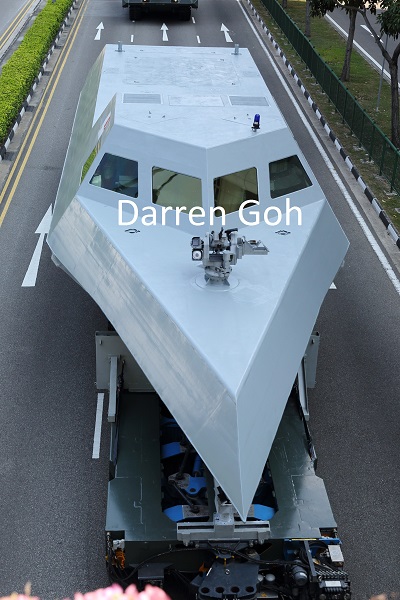 Senang Diri: RSN Specialised Marine Craft (SMC): Faster than anything ...