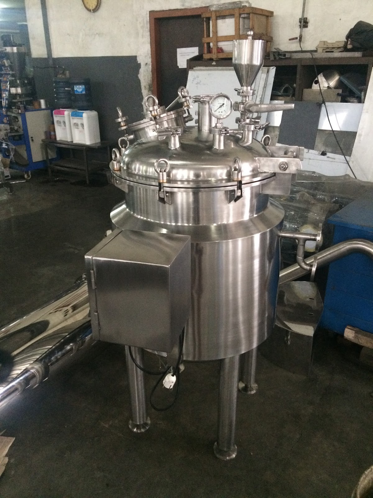 MESIN INDUSTRI FARMASI: TANKI EVAPORATOR + KONDENSOR