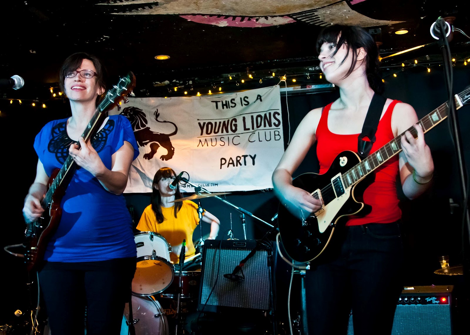 The Little Red Umbrella: CMW 2012: Why Sheezer @ Sneaky Dee's Sums Up ...