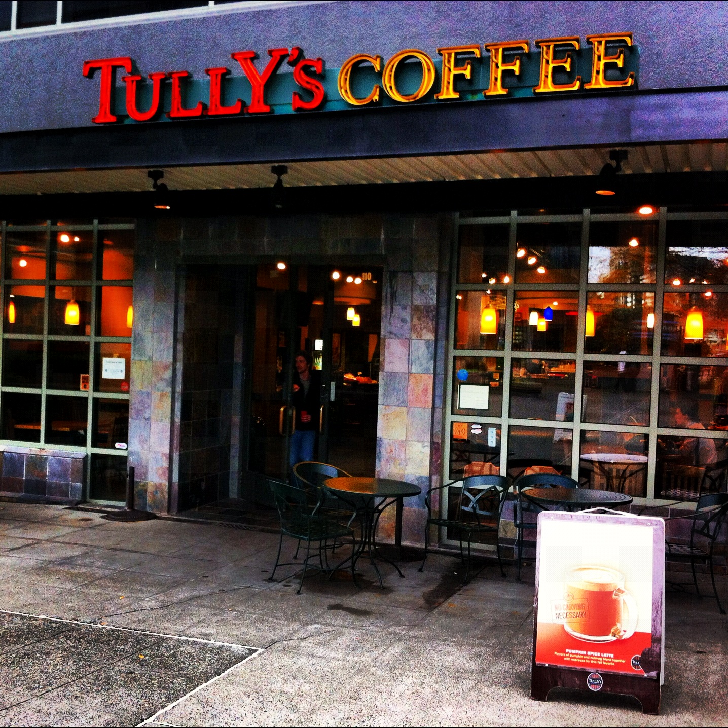 NooN's Blog: Tully's Coffee - Seattle