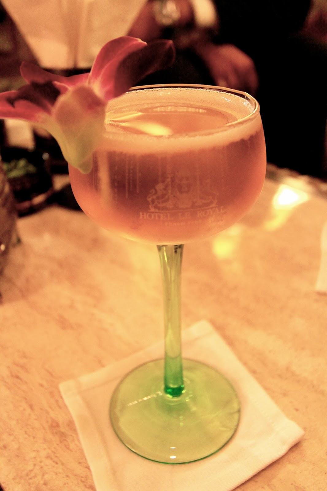 1000+ images about Champagne/burgundy signature drink on Pinterest ...