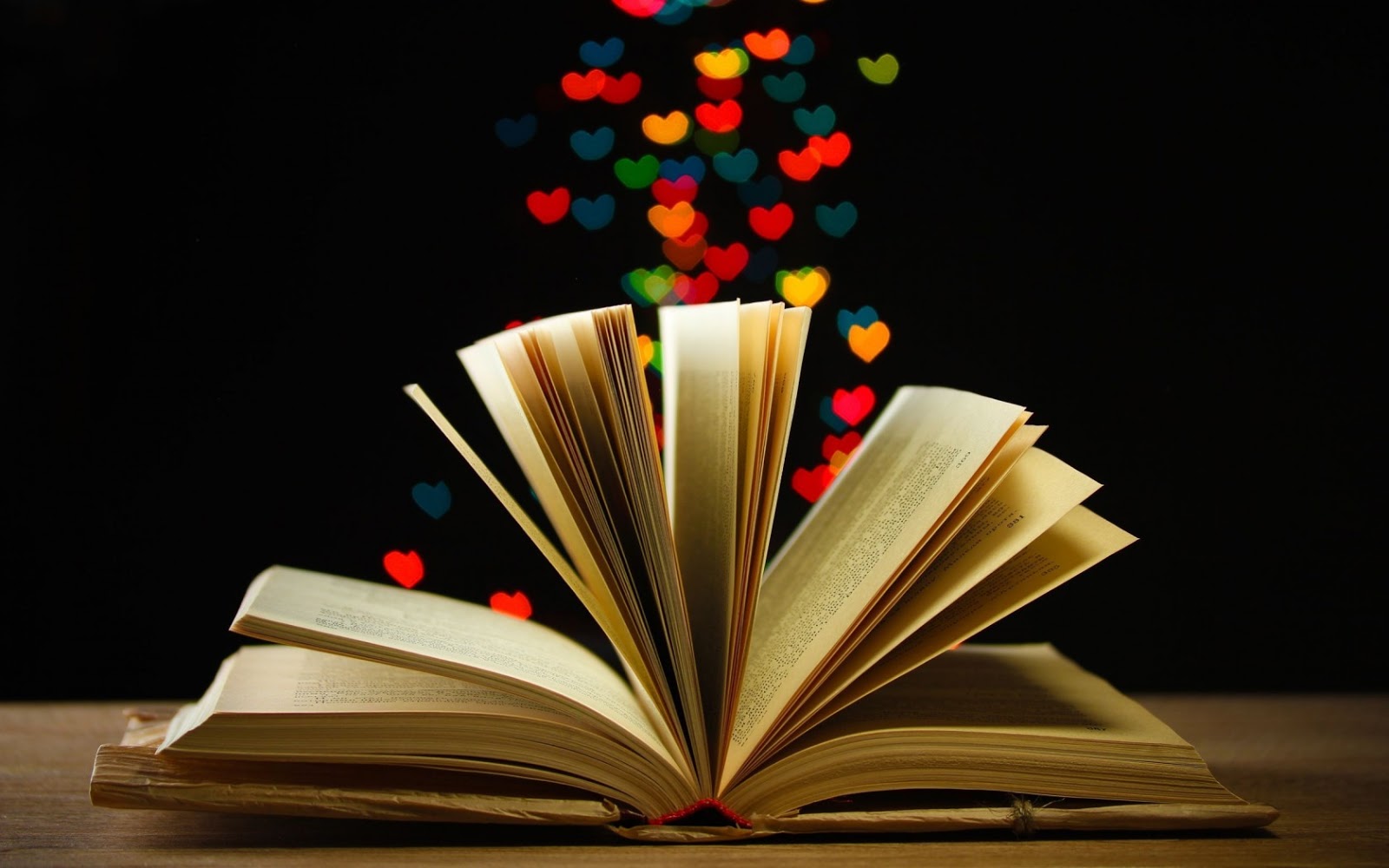 BANDIERA ROSSA : NÉ TORINO NÉ MILANO: TORNIAMO ALL'AMORE PER I LIBRI ...