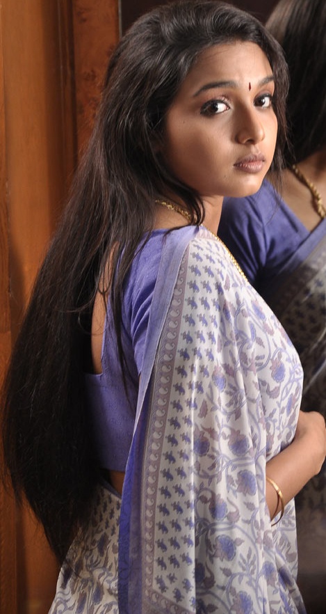 Deepthi Actress Deepthi Cool Saree Pics |Actress Deepthi Cool Saree ...