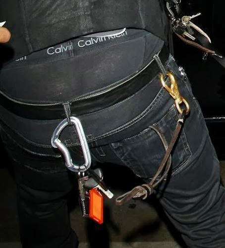 Celeb Saggers: Justin Theroux Loves Sagging Calvin Kleins