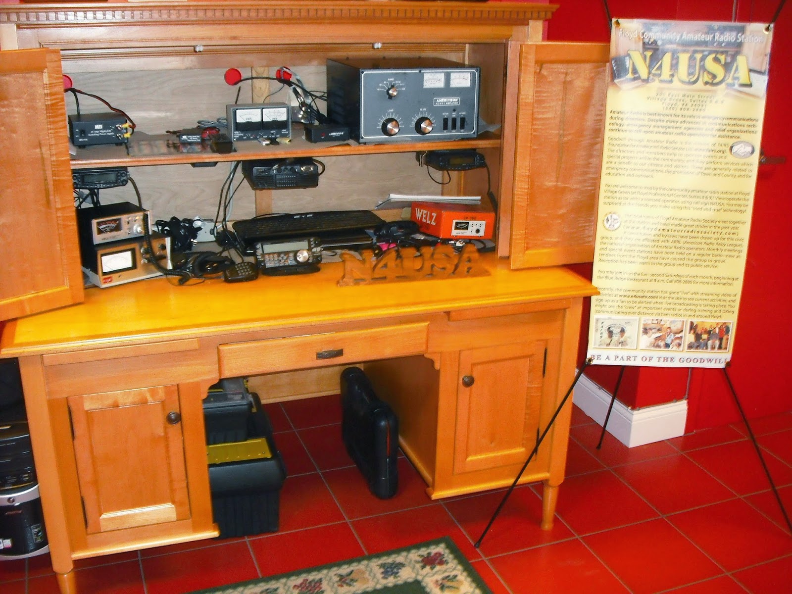 Audio Tour of Bugbook Computer Museum: Audio / Photo Tour of the "Bugbook Historical ...