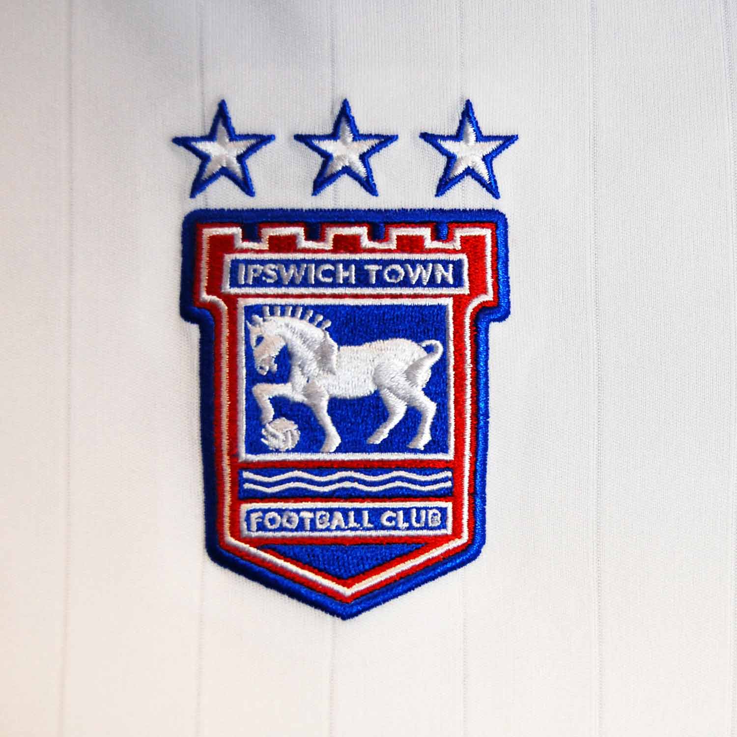 Ipswich Town 16-17 Kits Released - Footy Headlines