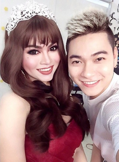 Boy To Beautiful Bridal Girl Transformation - Story Of Crossdressing