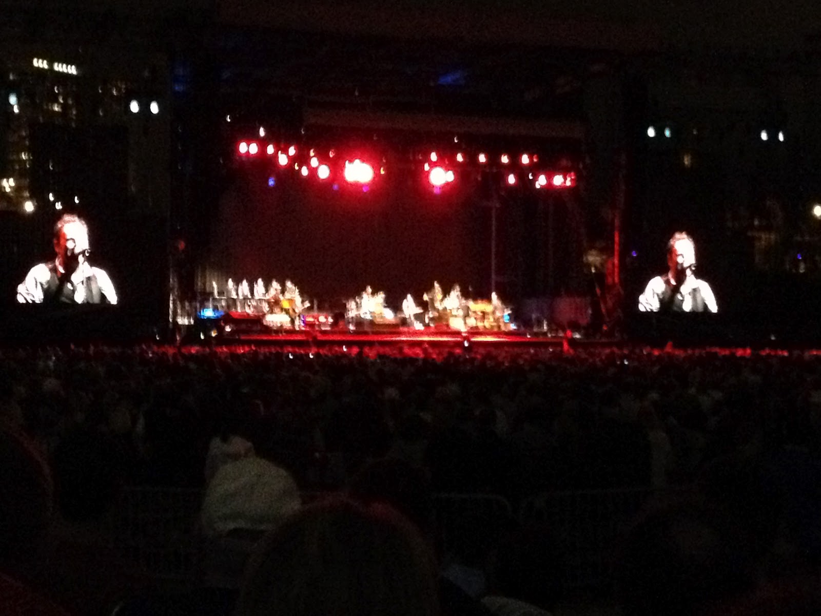 THE ROCKIN' OLD MAN: Bruce Springsteen & the E Street Band at Wrigley Field