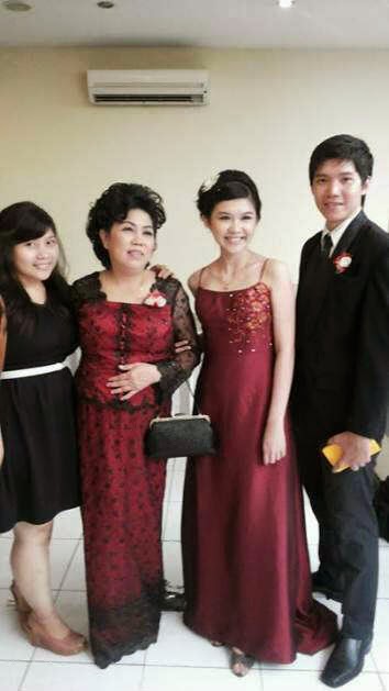 Sewa Gaun Pesta: Gaun Mama Pengantin dan Gaun Keluarga Inti Nuansa ...