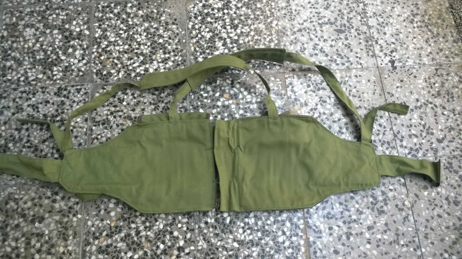 Webbingbabel: Bosnian Army Armija BIH chest rig AK 47 Type 1