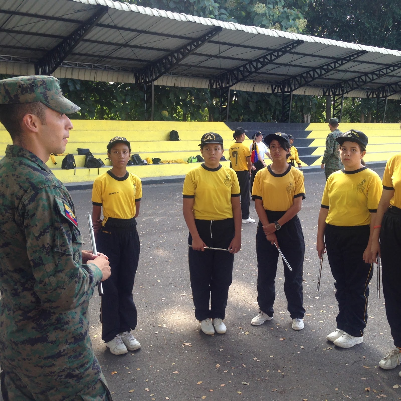 COMIL 3 "HÉROES DEL 41": 2015-05-31