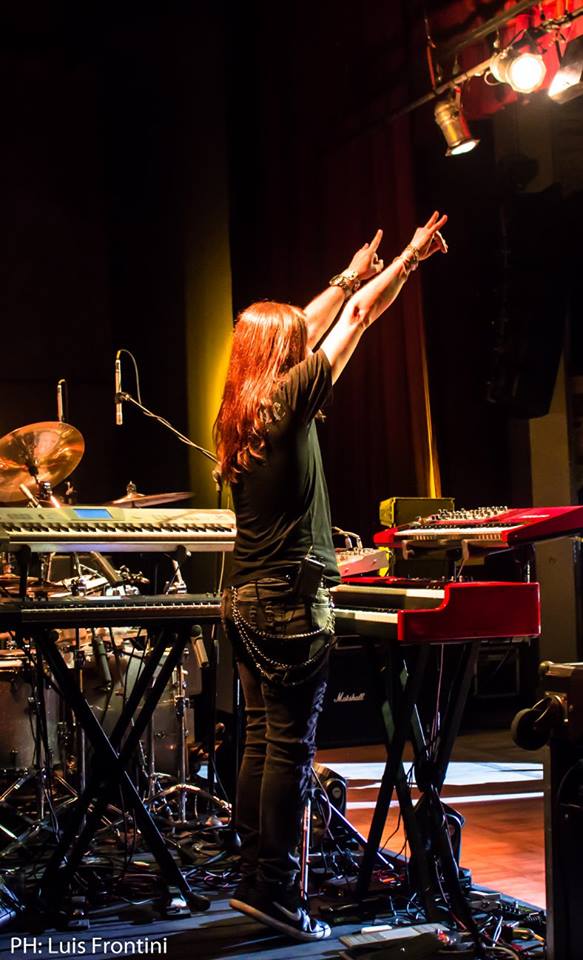 Rata Blanca Olavarria: Galería Danilo Moschen