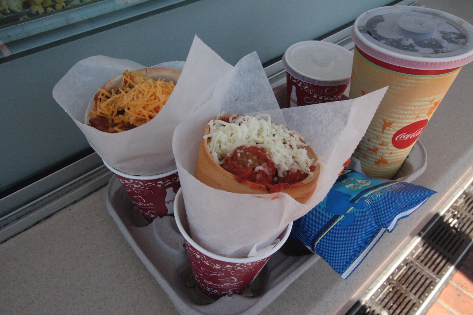 Ultimate Orlando Blog: Cone Sandwiches, Cone Drinks at WDW