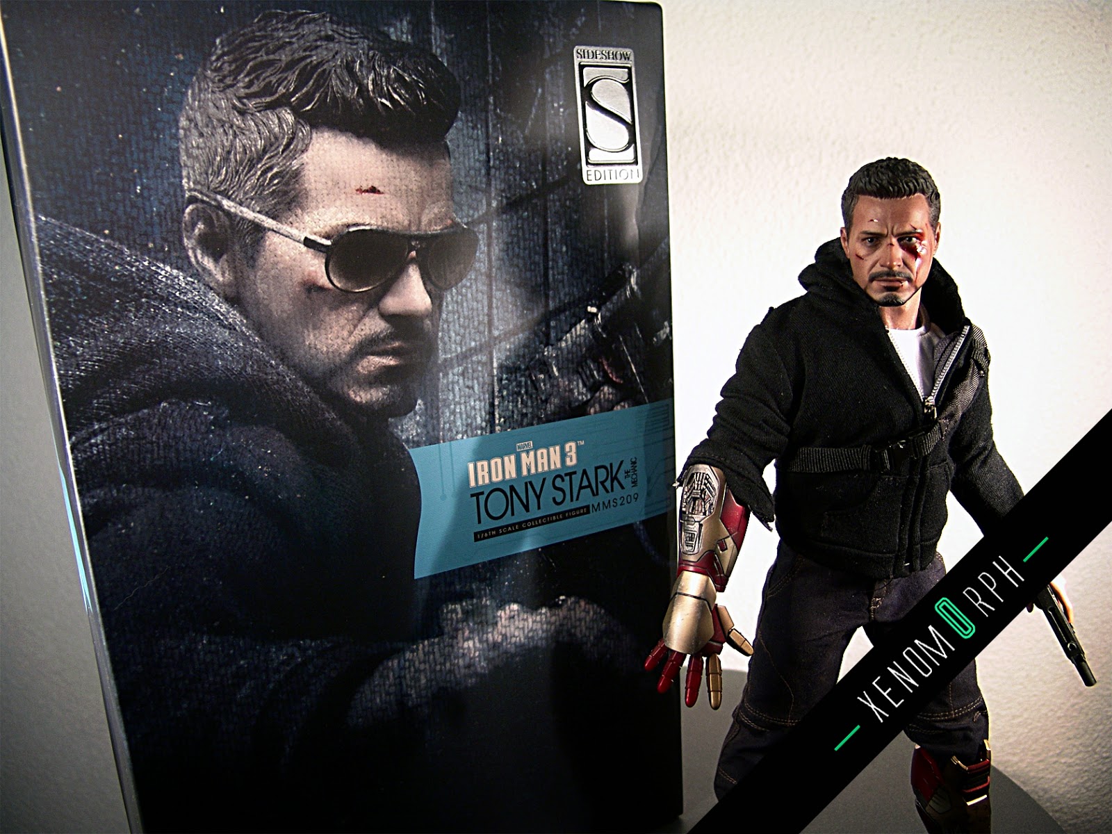 Hot Toys Iron Man 3 - Tony Stark - The Mechanic MMS209 1/6 - photo gallery