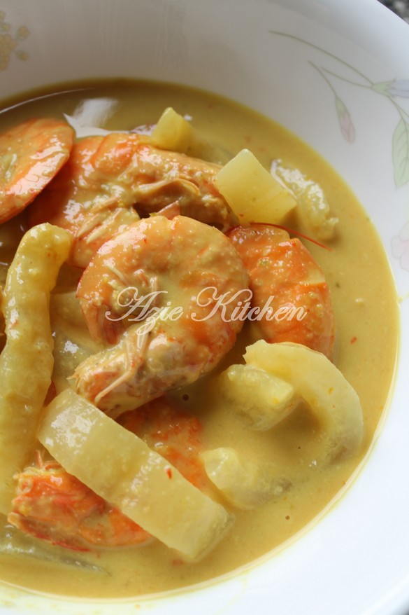 Masak Lemak Udang Dengan Timun Tua Yang Sedap - Azie Kitchen
