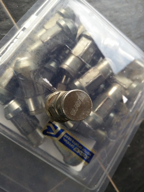 vtec_clan: ORIGINAL MODULO 17" SPORT RIM - SOLD