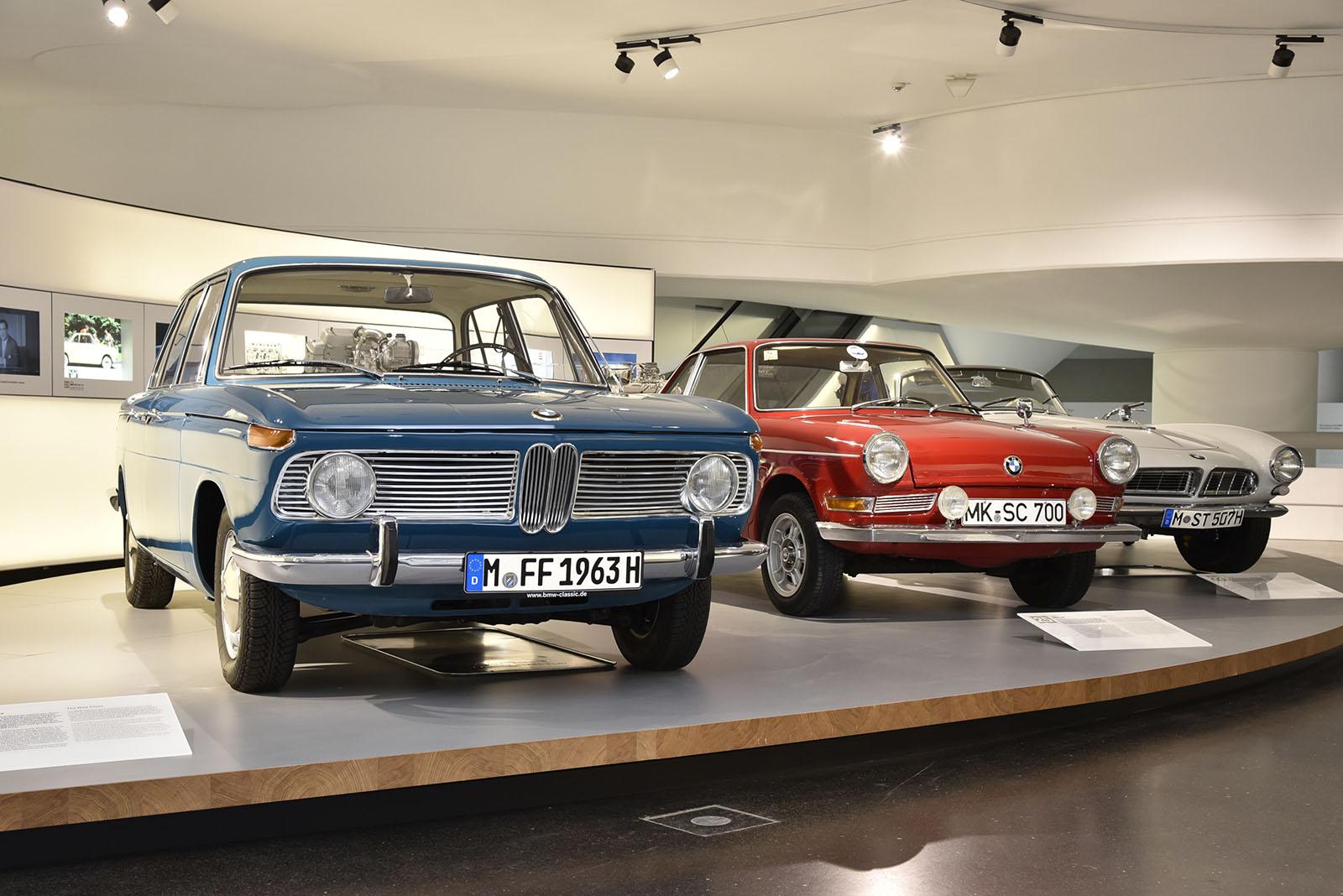 SouLSteer.com: BMW exhibits its 100 legendary vehicles from 1916 to ...