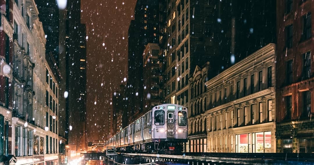 transpress nz: Chicago elevated train in winter art