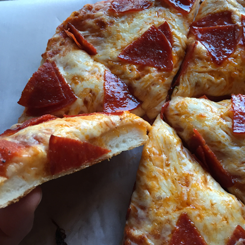 Food Pusher: Gluten Free Deep Pan Pizza Crust