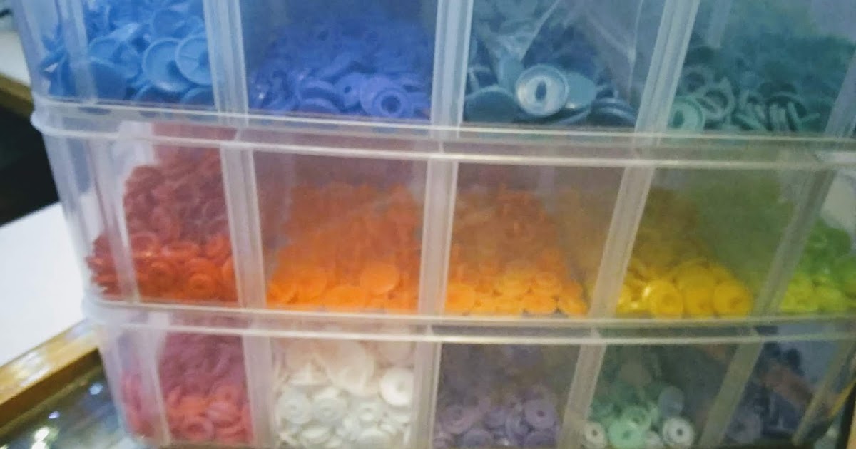 Erika's Chiquis: How to Organize Colored Snaps