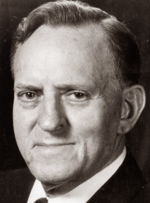 Com que Propósito - Porque você nasceu hoje e não a 2000 mil anos Atras ...