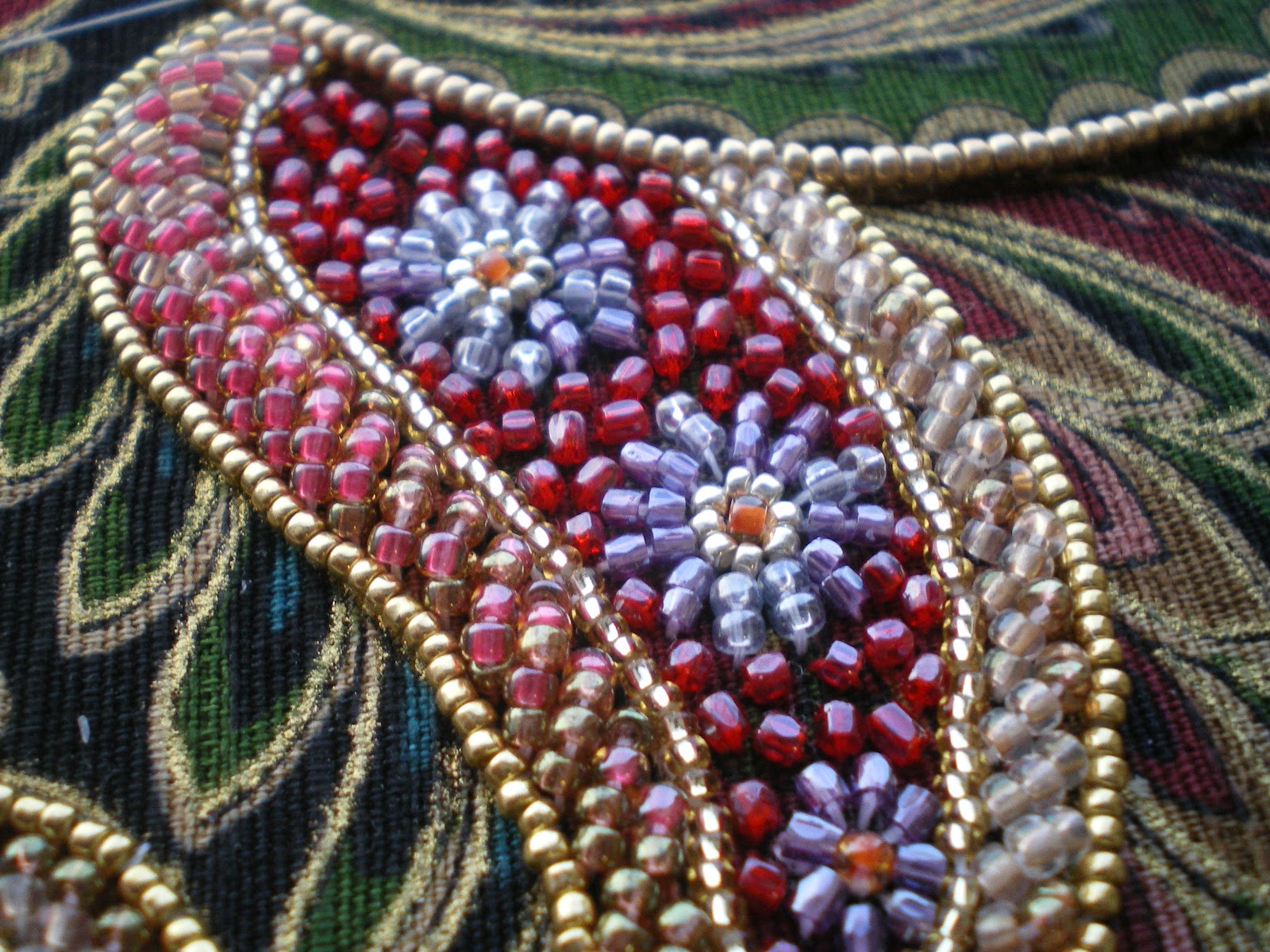 Threads Across the Web: Bead Workshop