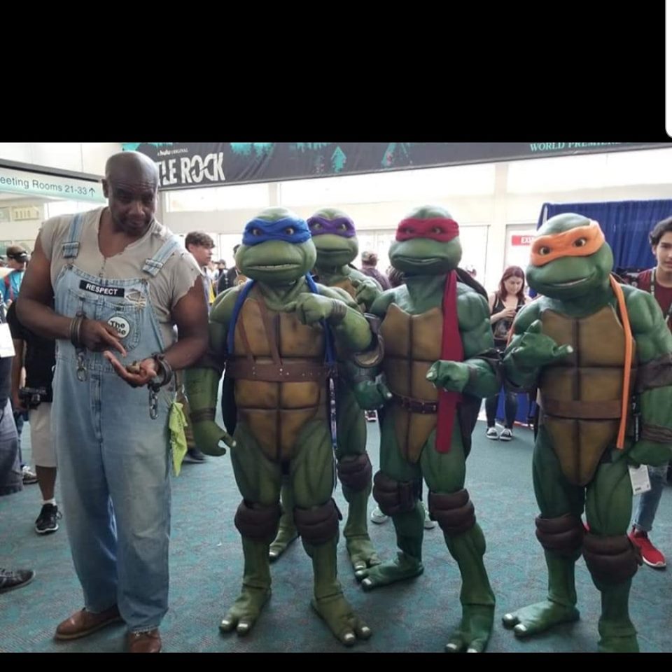 Epic Cosplay: The Green Mile & Teenage Mutant Ninja Turtles - Tamashii ...