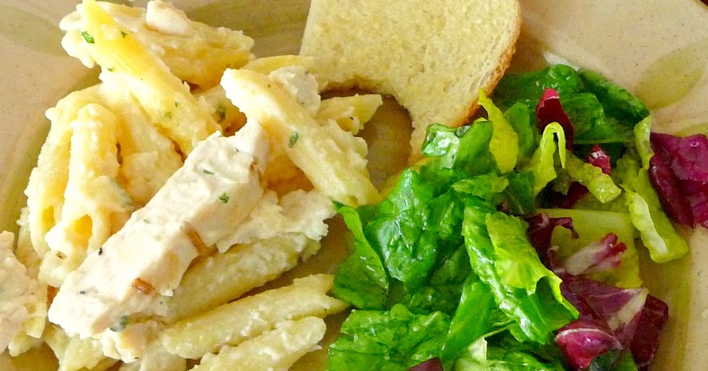 The Red Gingham: Chicken Alfredo W/Penne (from Costco)