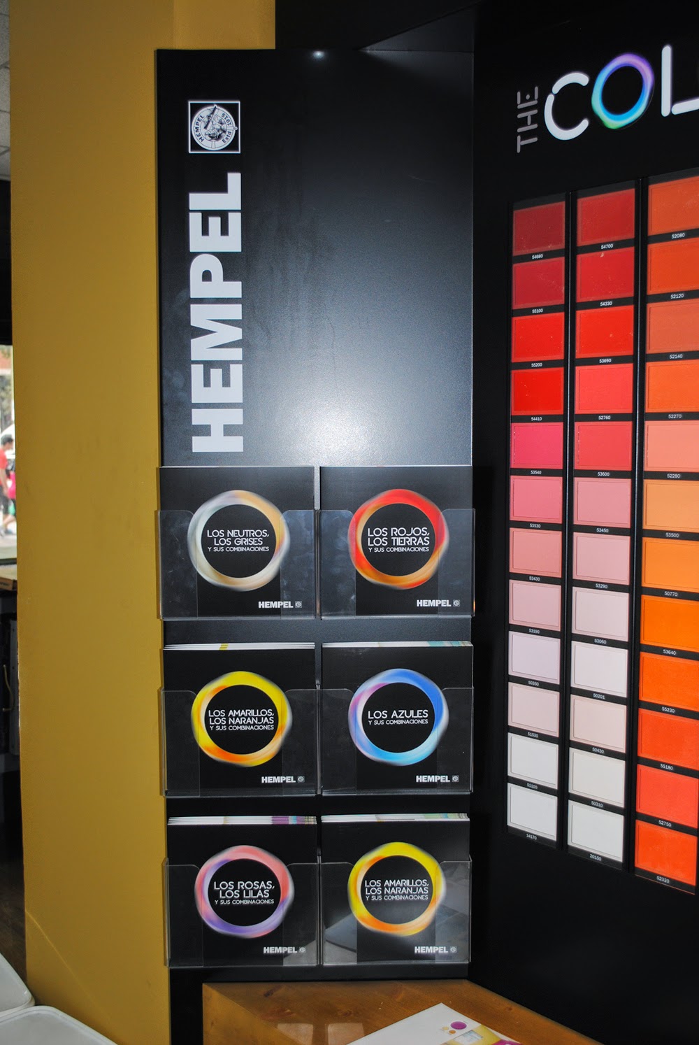 Mar Borque & Asociados, S.L: Hempel hace brillar el color con nombre ...
