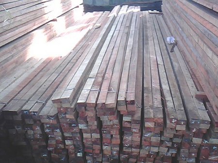 JUAL KAYU DAN BAHAN BANGUNAN BEKAS MURAH