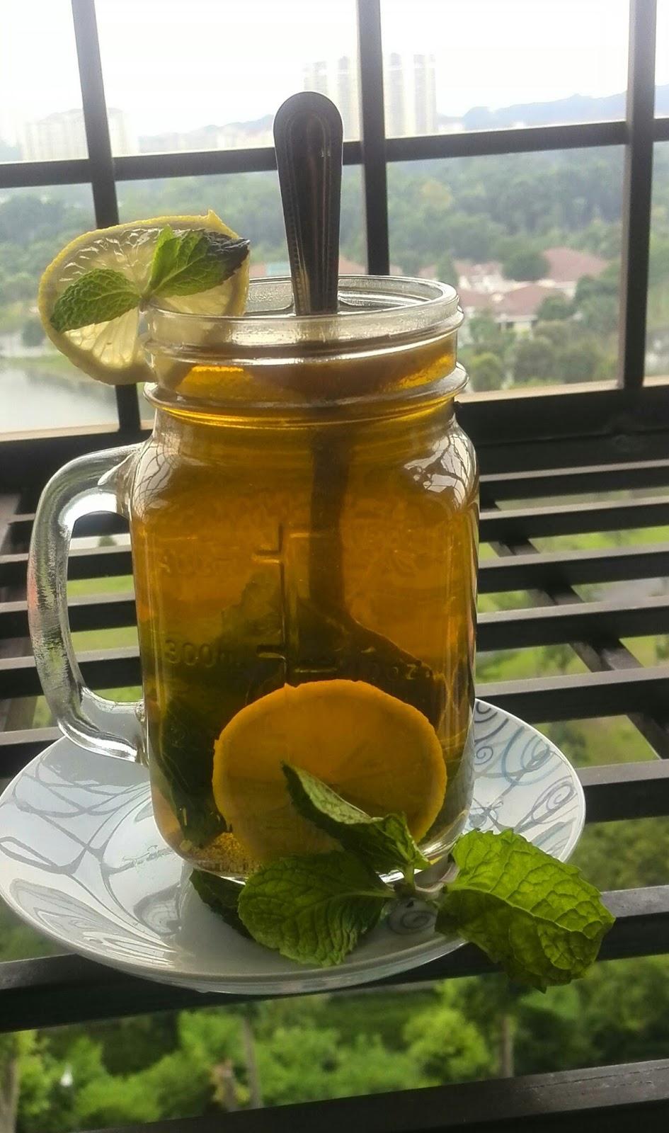 namakucella: LEMON & MINT TEA