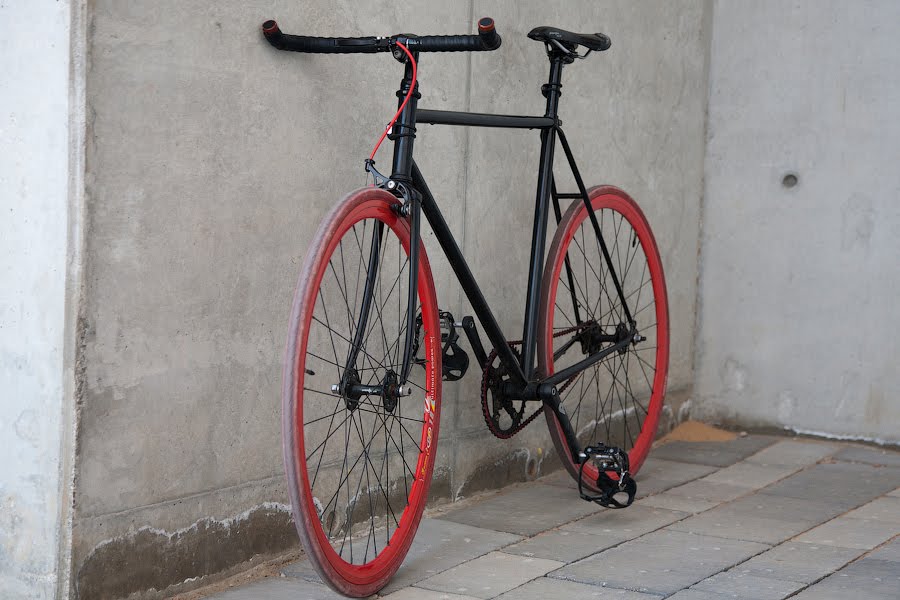 Garazhik Fixed Gear: Red fixie II (Peugeot frame)