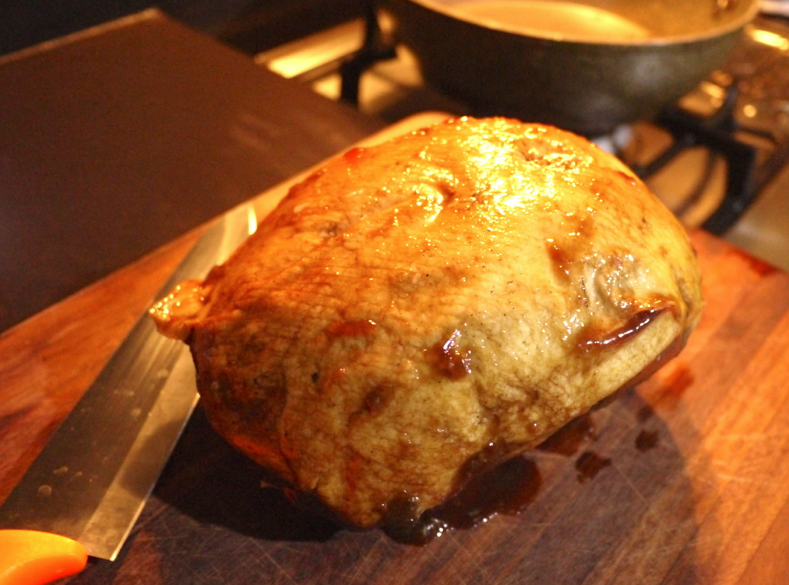 TOPAZ HORIZON: OMG. Duck ham!