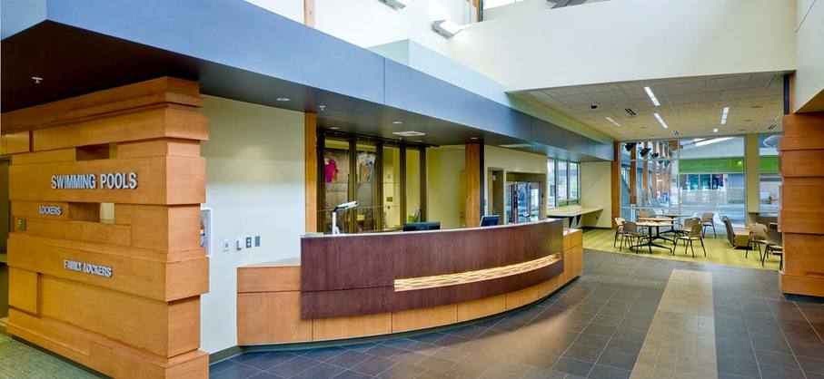 Snohomish County Family Activities: Lynnwood Recreation Center Pool