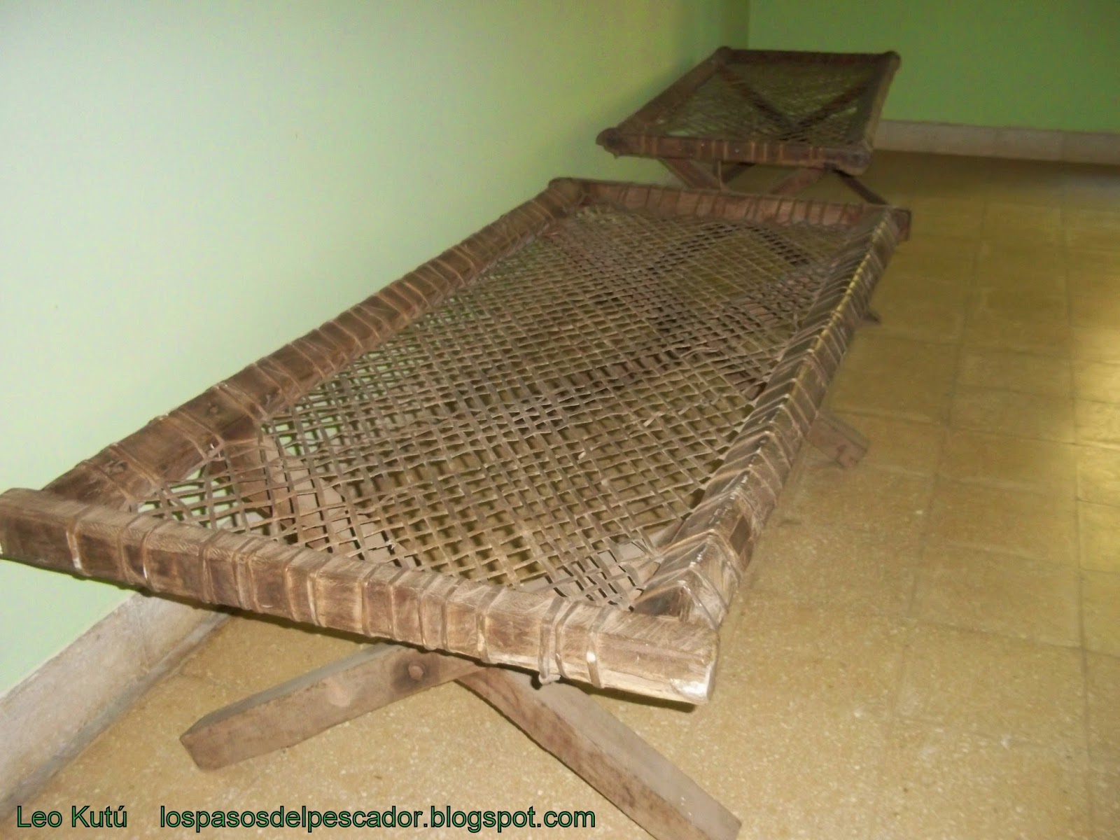 Catres con tientos (tiras de cuero), para el reparador descanso luego ...