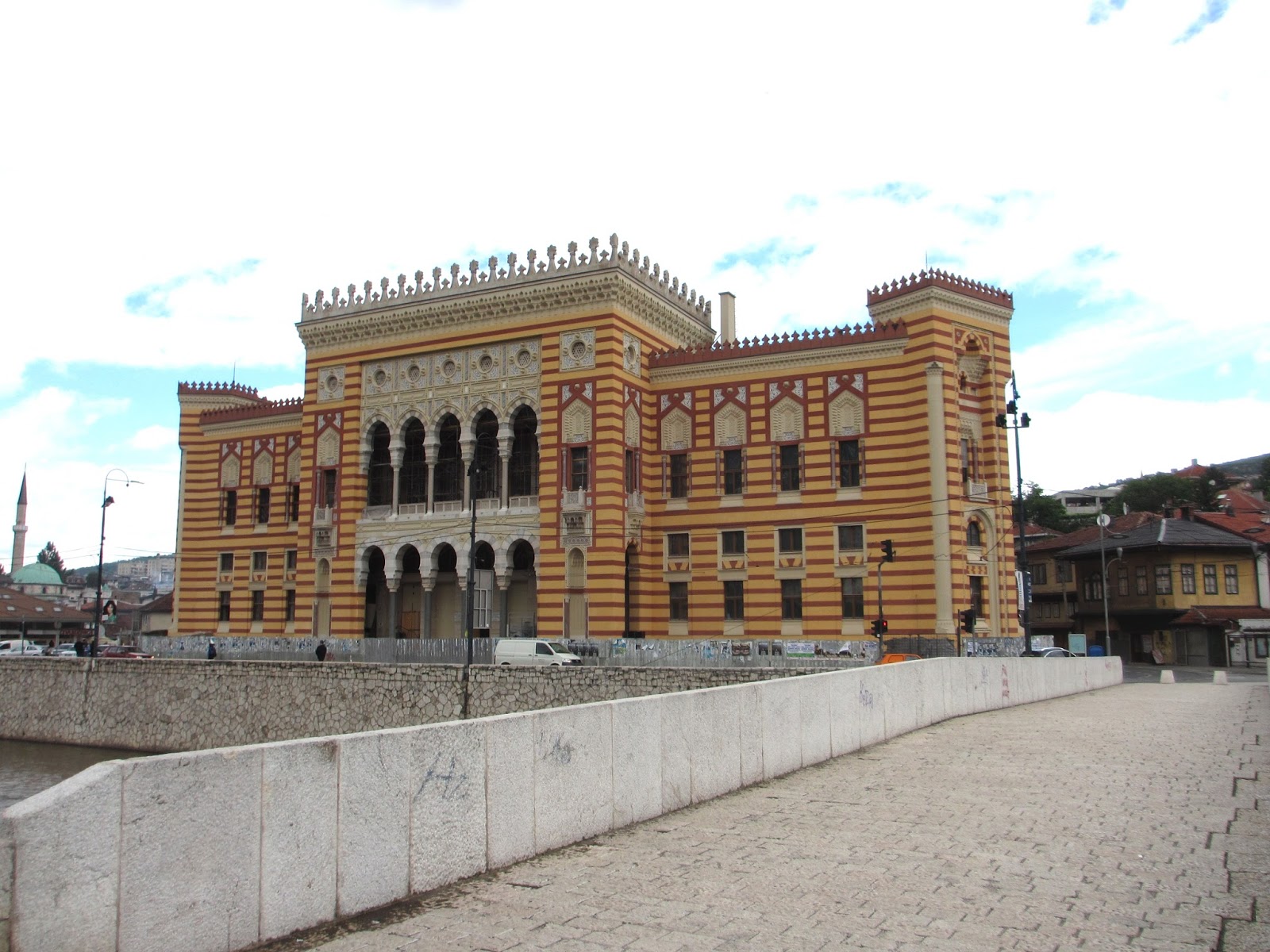 Cannundrums: Inat Kuca and Slasticarna Sara - Sarajevo, Bosnia ...