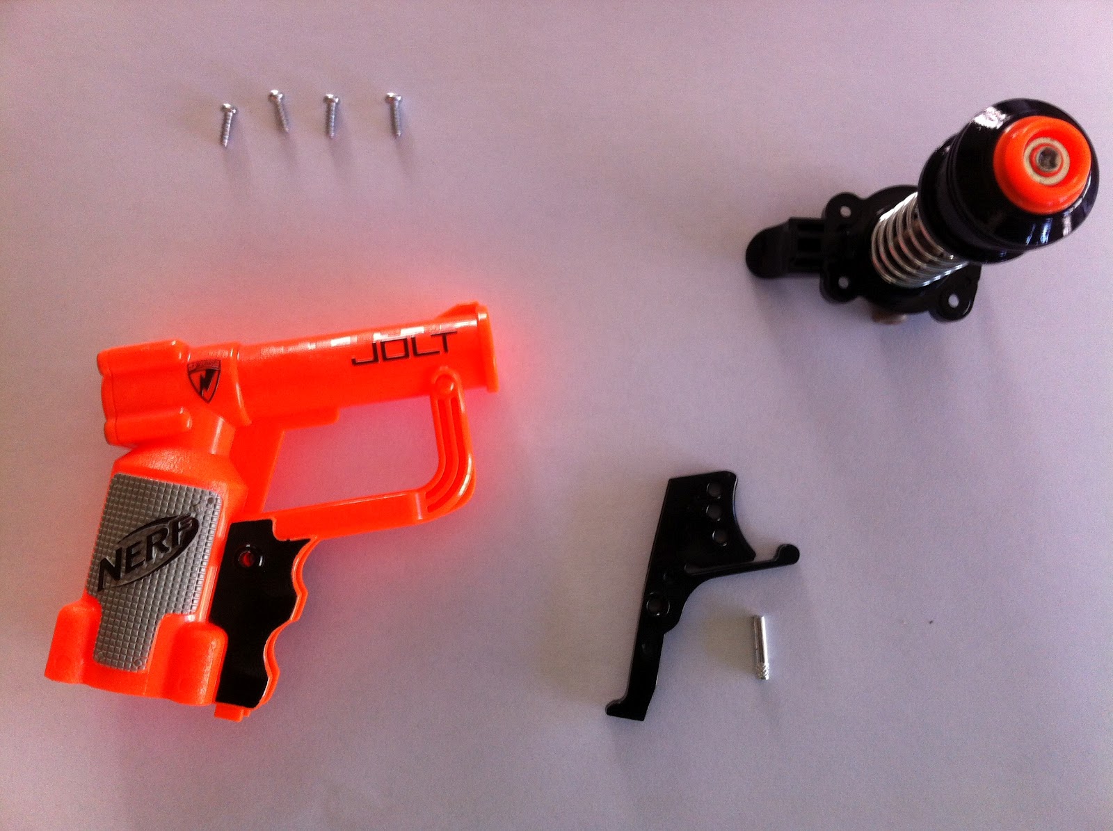 Nerf Mods: How to disassemble Nerf Jolt