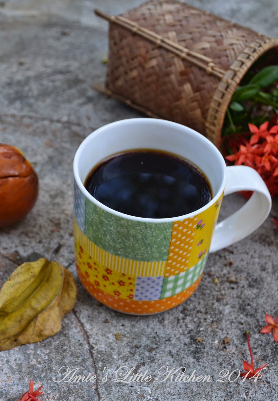 Secawan Kopi & Ubi Rebus.... nostalgia masa lalu! - Amie's Little Kitchen