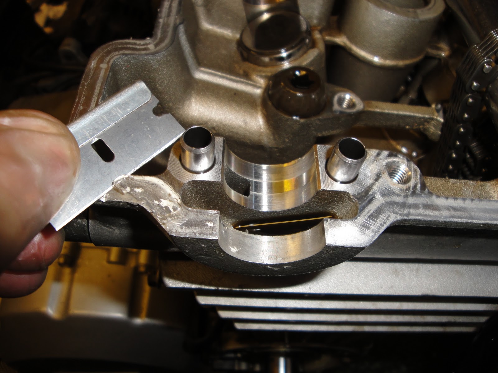 TriMotoRevival: Cams and cam chain tensioner