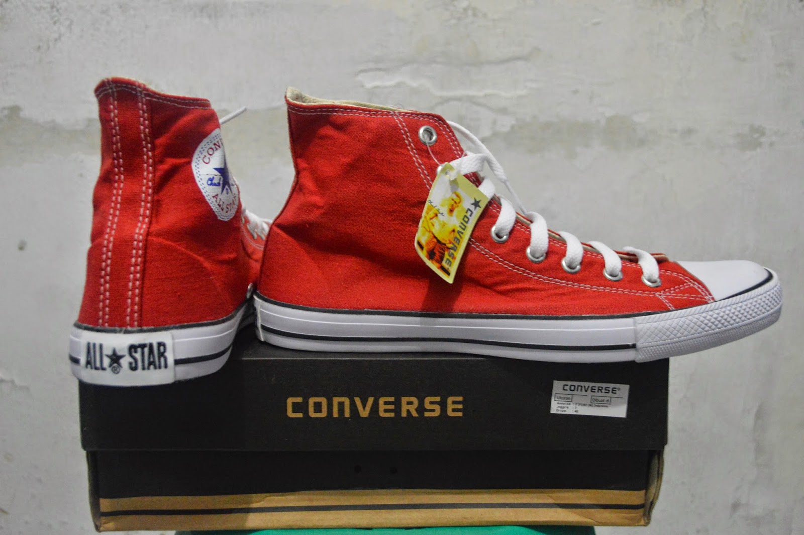 Reseller Sepatu & Baju : All Star Converse Warna Merah Panjang