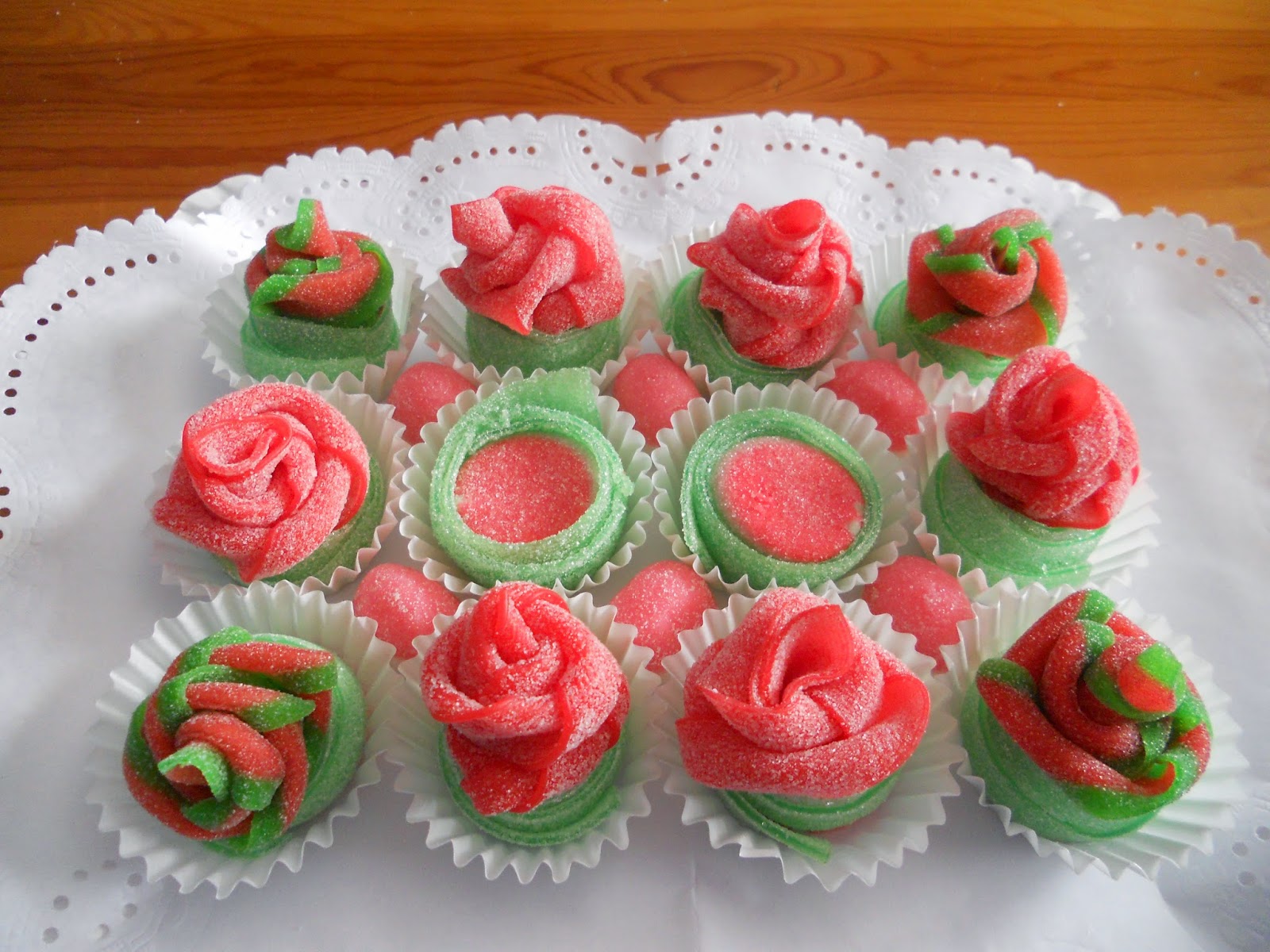 CREANDO: " BANDEJA PASTELITOS